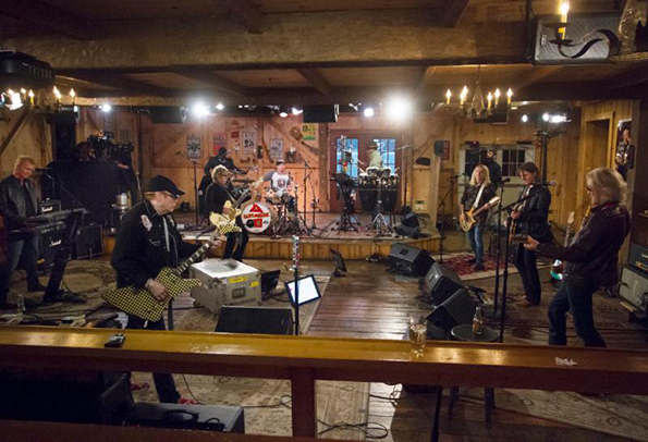 ‘Live from Daryl’s House’ – New Season Kicks Off On MTV Live On May 5th ...