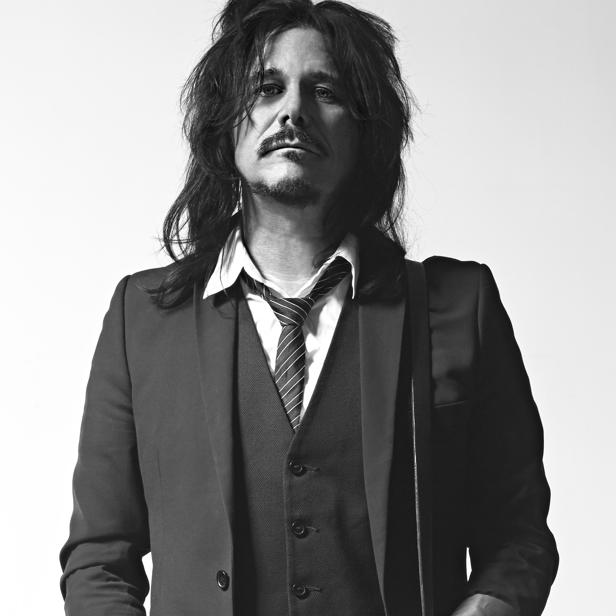 Gilby Clarke Signs With Golden Robot Records, Will Release ‘The Gospel ...