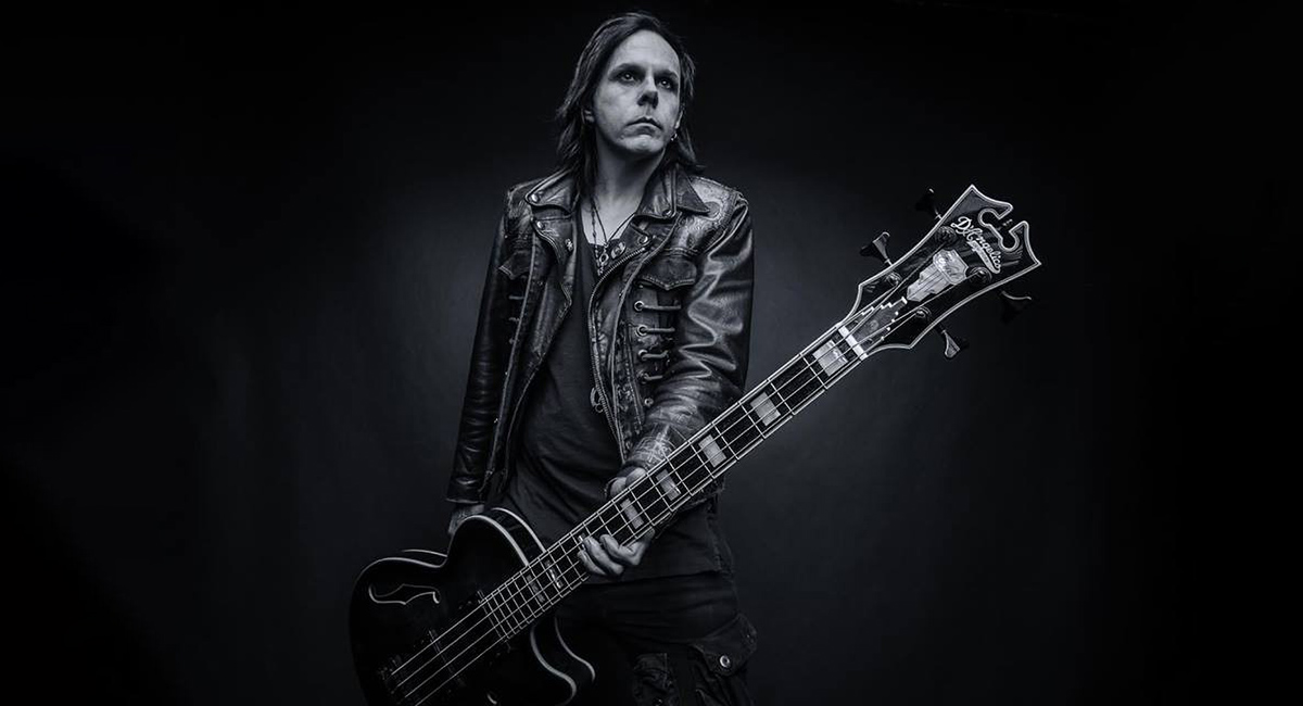 ROCK ‘N’ ROLL SURVIVOR: Acey Slade Discusses His Past, Present and ...