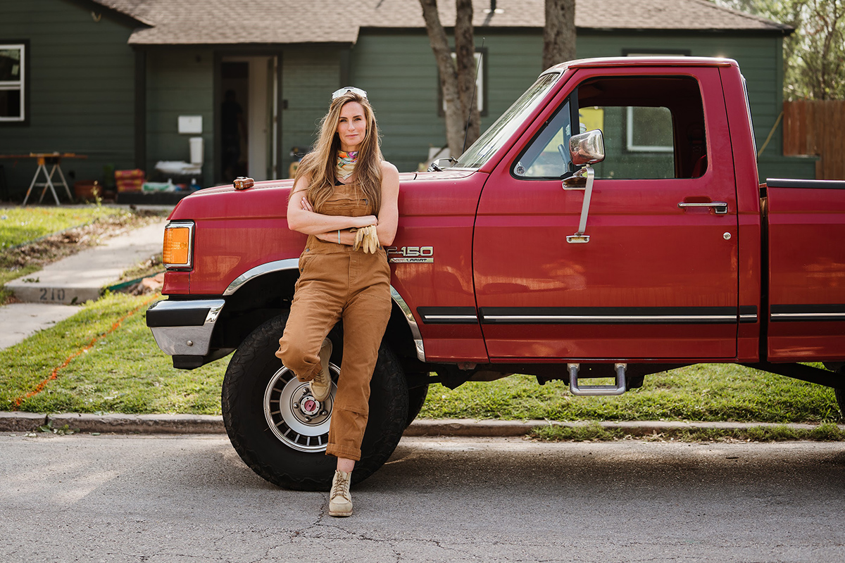 ‘Survivor’ Winner KIM WOLFE Returns In HGTV’s ‘Why the Heck Did I Buy ...